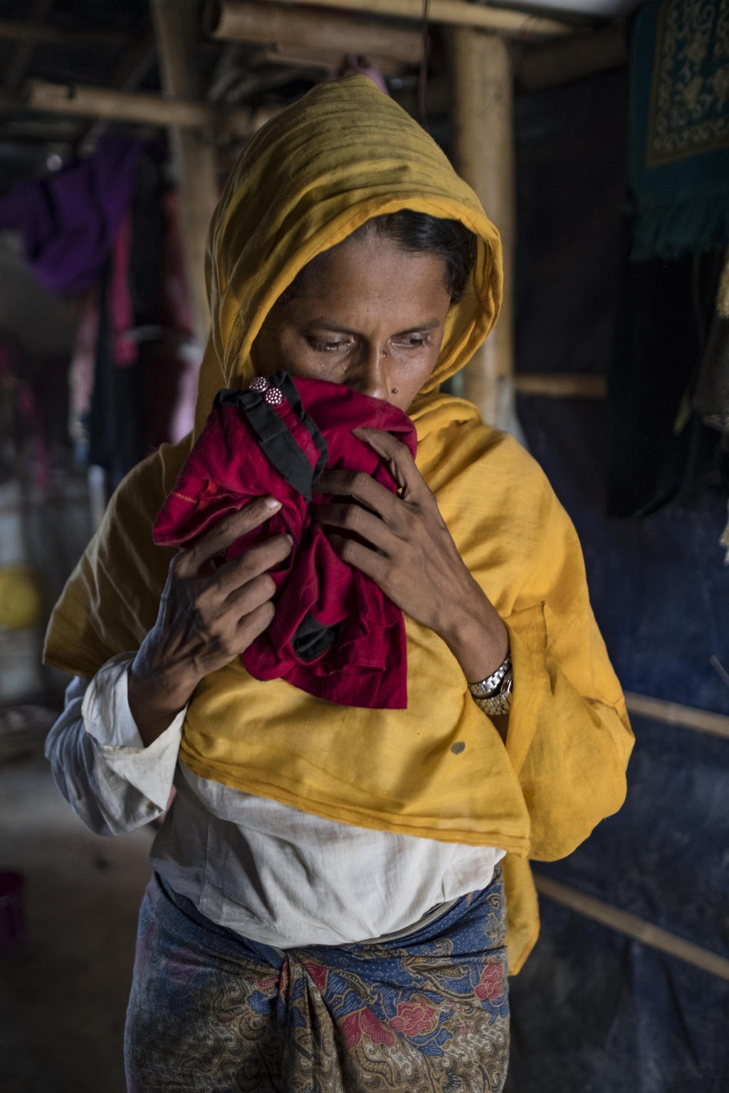 Rohingya girl refugees - UNICEF Ireland Rohingya girl refugees - UNICEF Ireland